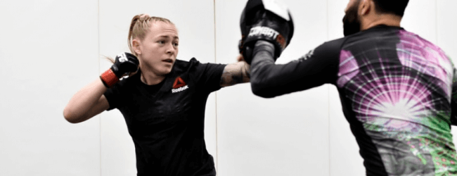 Kay Hansen vs. Jasmine Jasudavicius toegevoegd aan UFC evenement op 15 ...